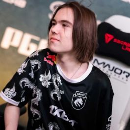 Donk Team Spirit CS2 Custom Jersey