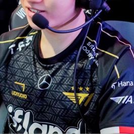 LOL T1 League of Legends World Championship Custom Jersey
